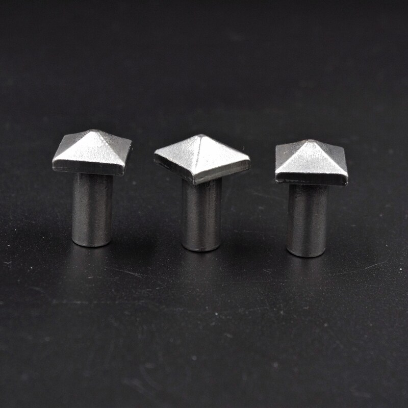 Pyramid Stud Rivet - Etsy