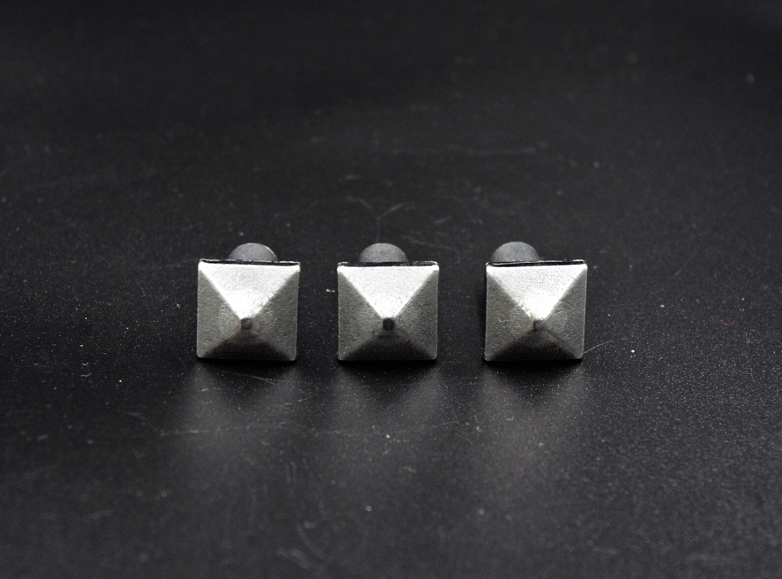 Square Pyramid Type Iron Rivets | Blacksmith Made | Forging Component ...