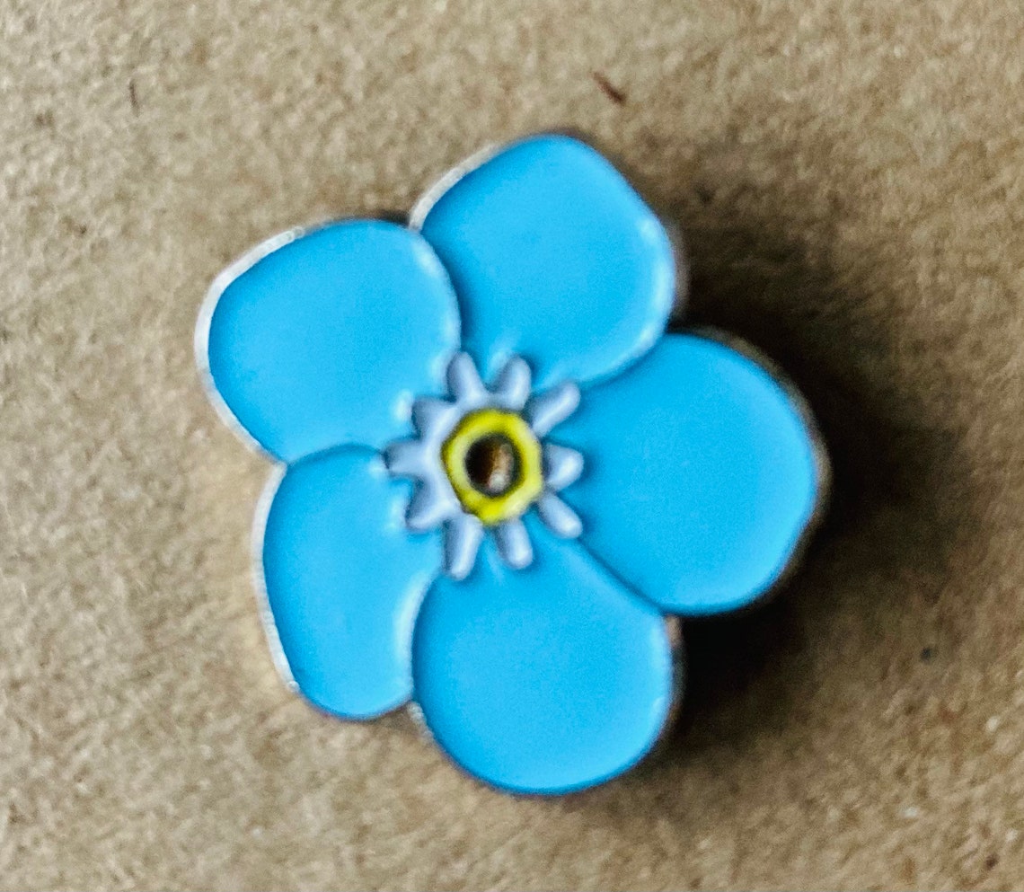 Forget Me Not Enamel Pin Badge in Memory Remembrance - Etsy