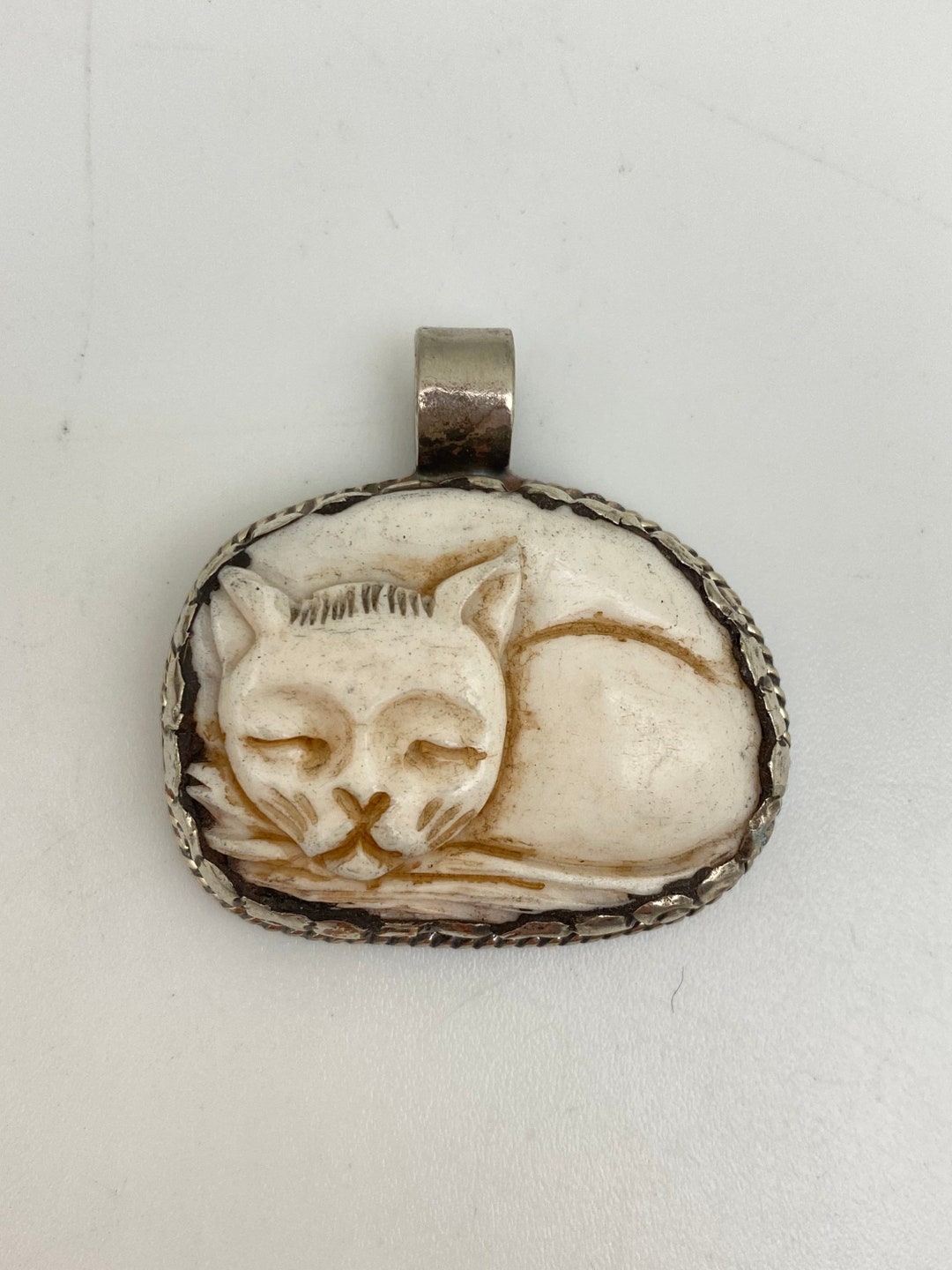 Bone Carved Cat Pendant,animal Pendant, Tibetan Repousse Silver ...