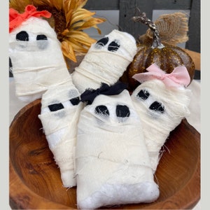 Boho Whimsical Mummies Bowl Filler, Cute Wrapped Mummies, Halloween ...