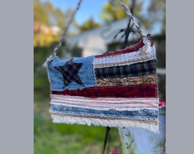 Boho Rustic American Flag Hanging Patchwork USA 4th of July Raw-edge ...