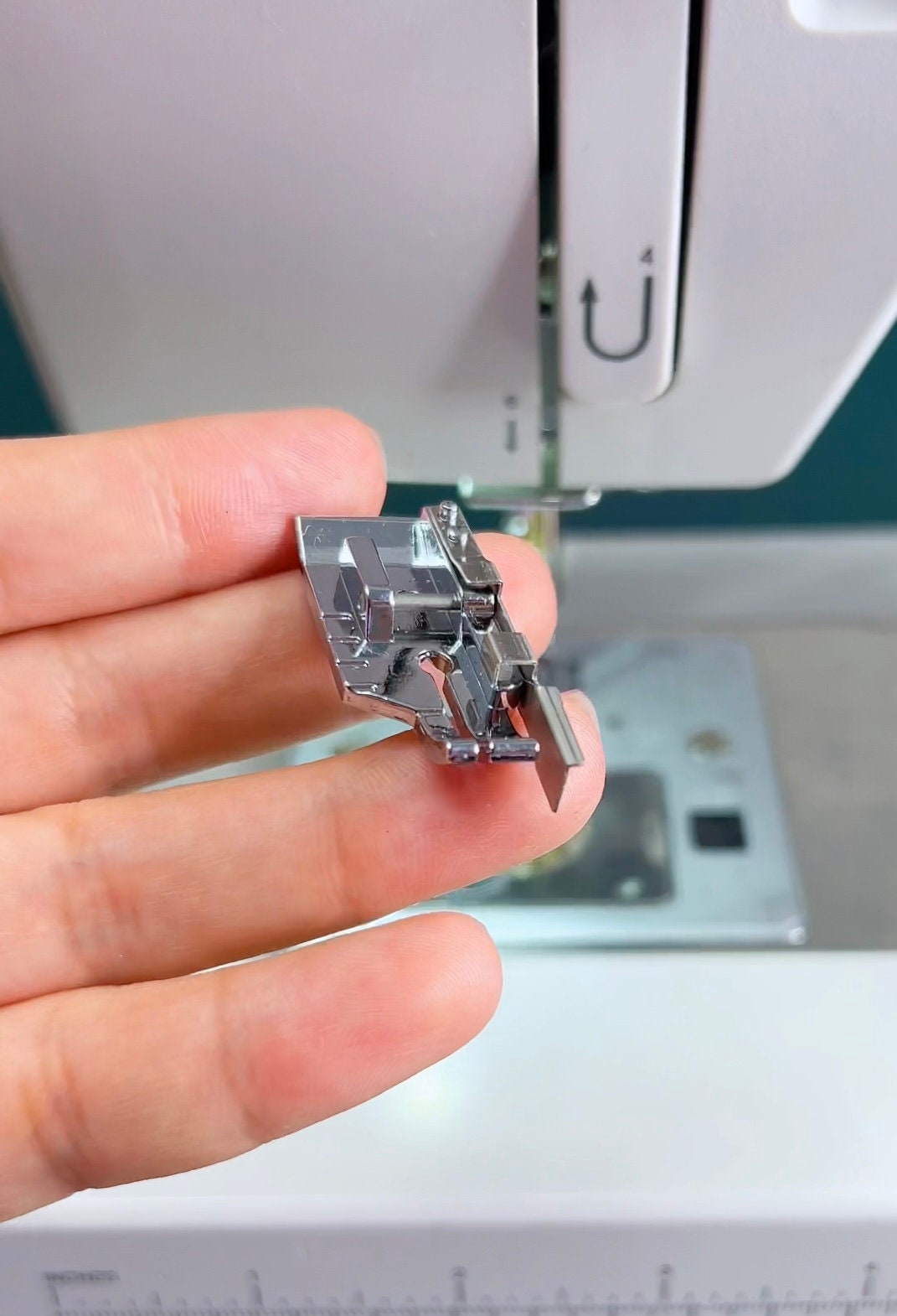 1/4" Edge Guide Presser Foot: Easy-snap Quilting Foot - Etsy