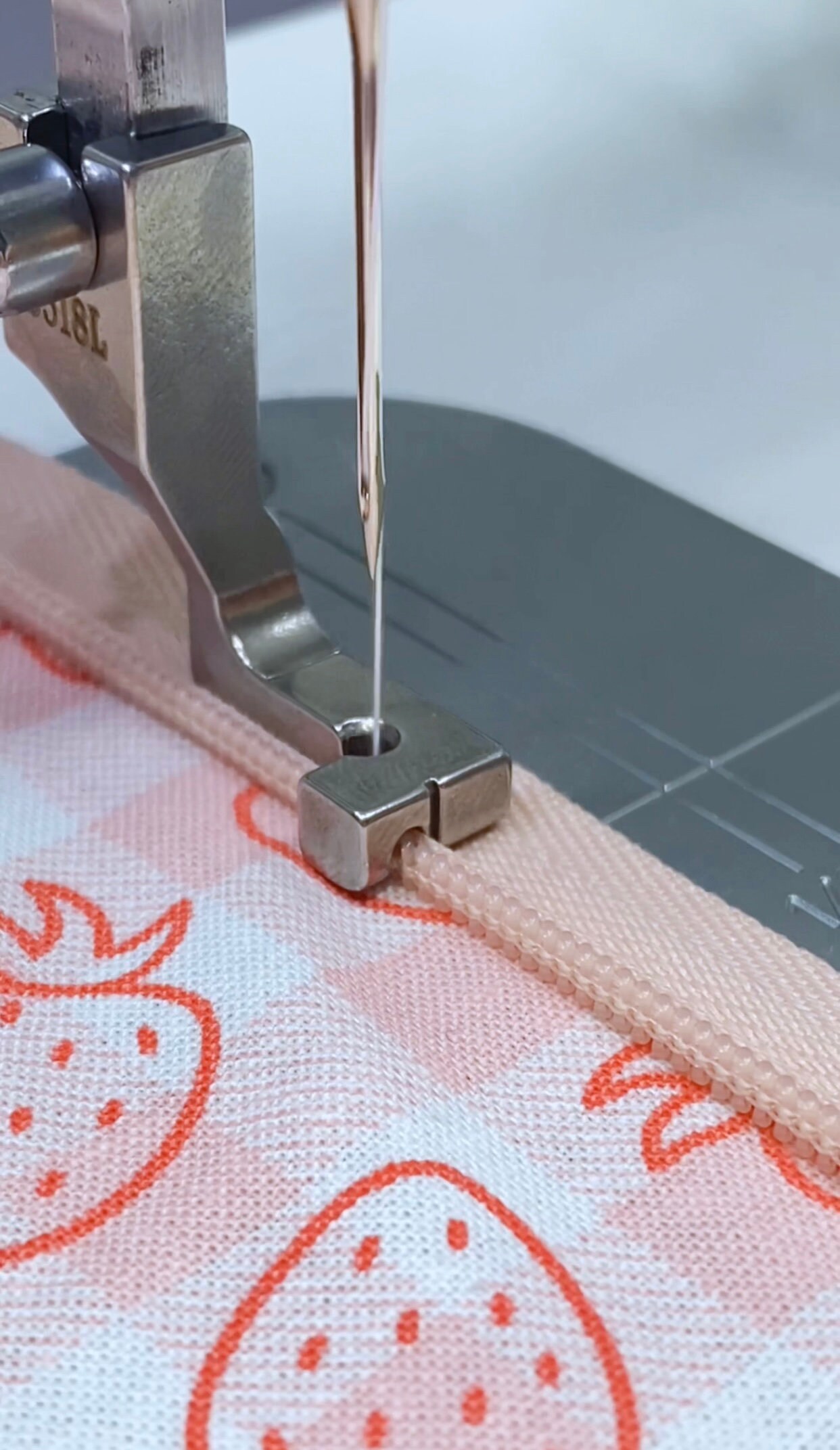 Industrial Sewing Machine Invisible Zipper Presser Foot - Etsy