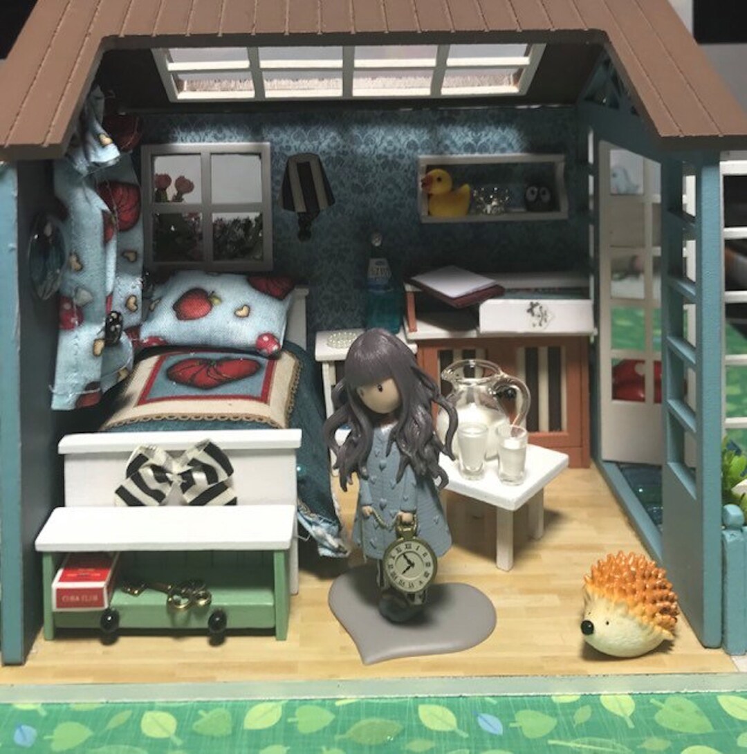 Teeny Tiny Gorjuss the White Rabbit Themed Diorama - Etsy UK