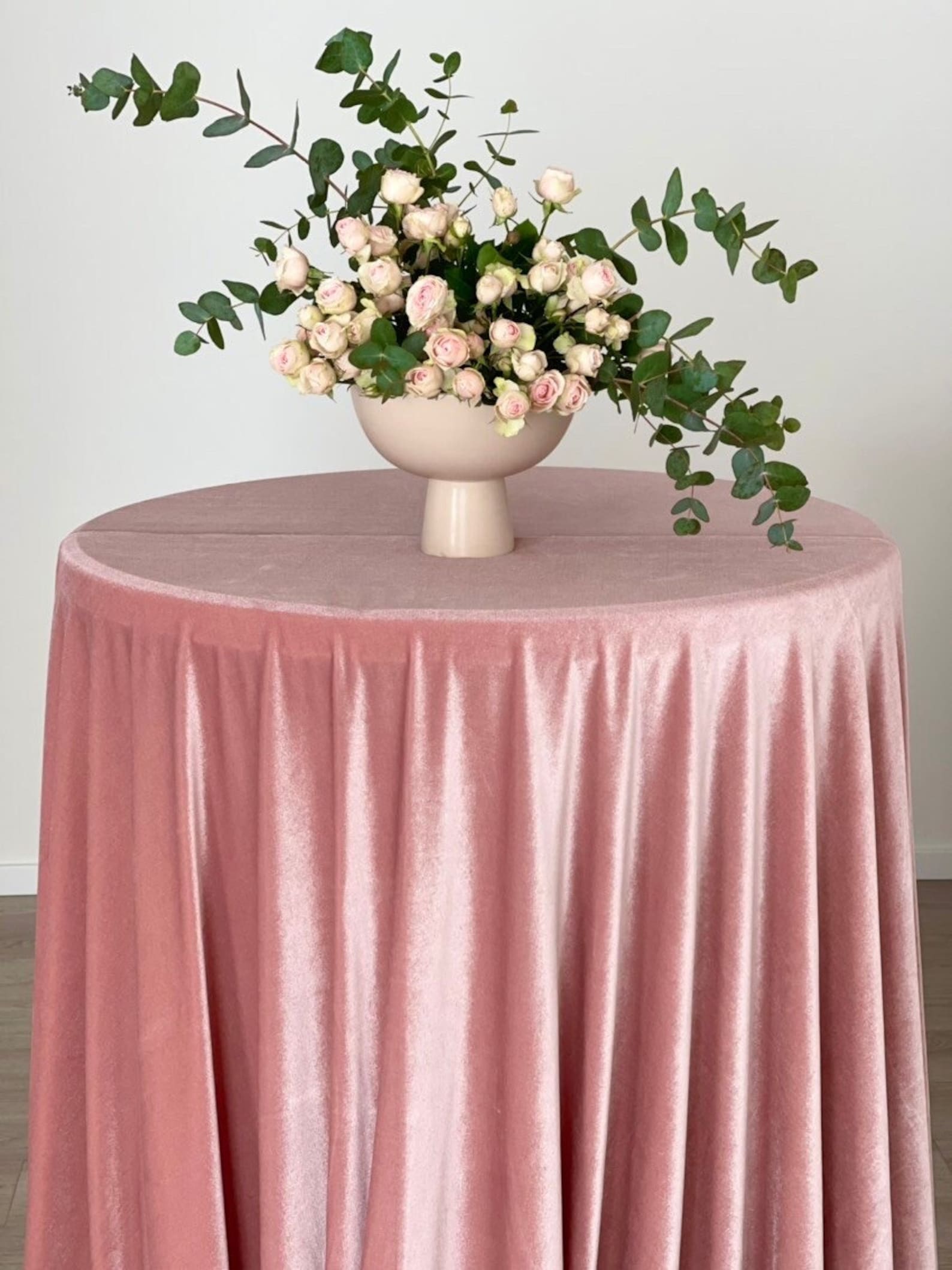 Blush Pink Velvet Tablecloth - Handmade Luxury for Wedding Decor - Etsy