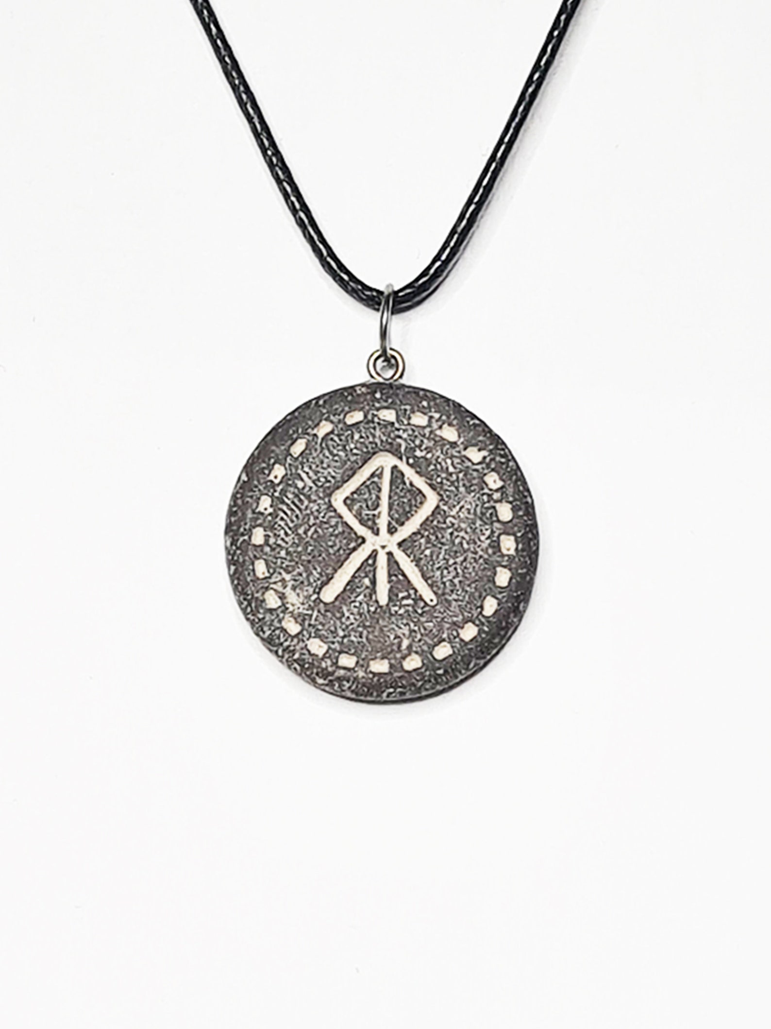 Bind rune pendant rune couragerune protection | Etsy