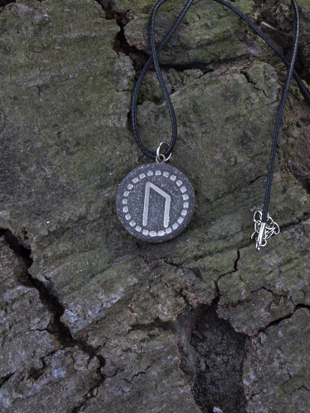 Uruz Rune Pendant,double Sided Simbol,rune Protection Necklace,viking ...
