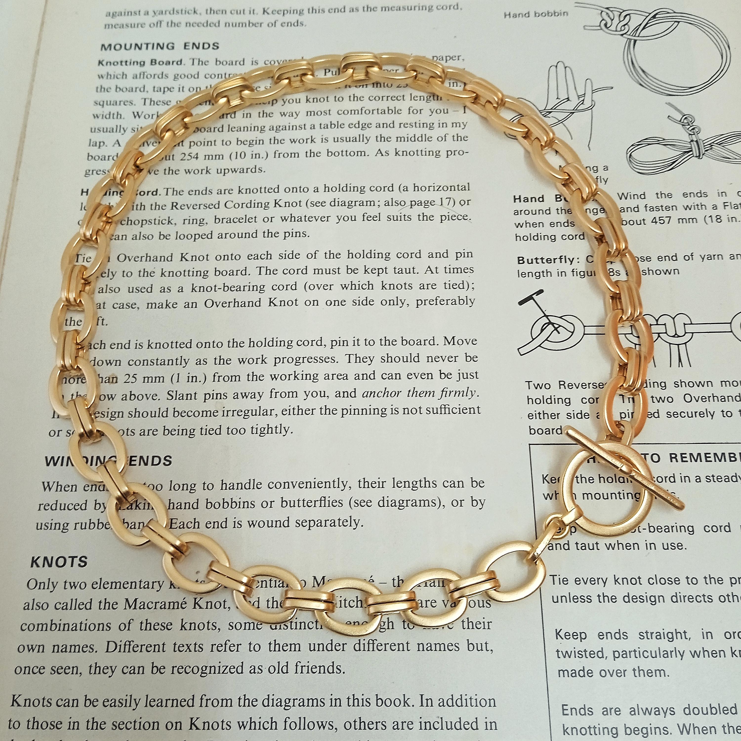 Gold Chain Necklace With Toggle Clasp, Toggle Necklace, Gold Toggle ...
