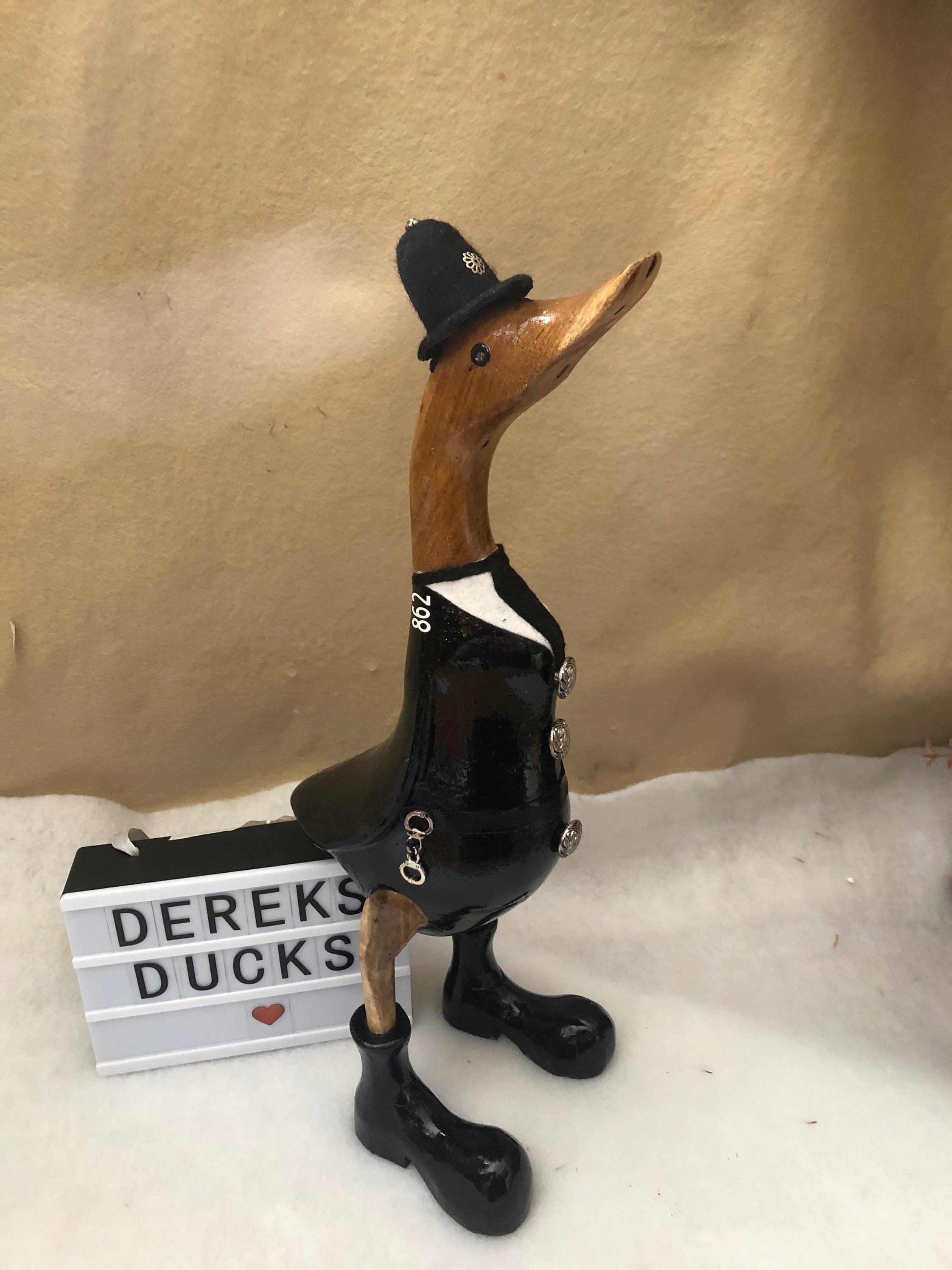 Large Hand Painted Hand Decorated Duck - Etsy Norway