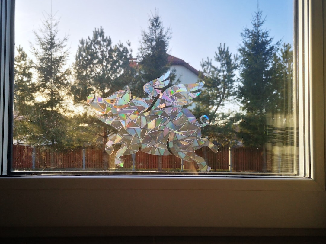 Flying Pig Suncatcher Sticker, Funny Flying Pig Cute Rainbow Maker ...