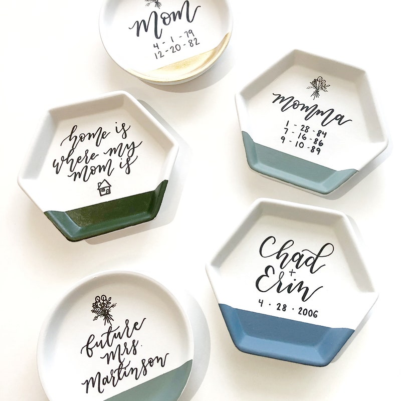 Tiny Trinket Gifts - 60+ Gift Ideas for 2025