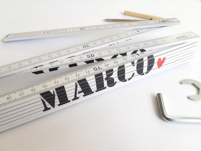 Meterstab mit Name und Herz Symbole - Zollstock personalisiert mit Name ...