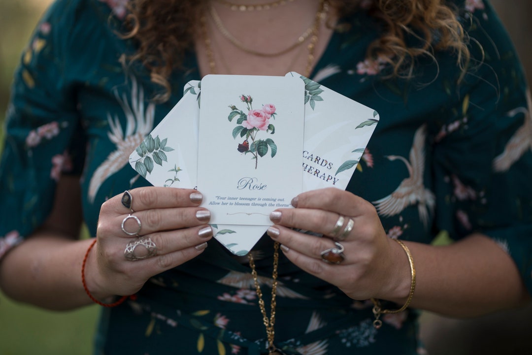 Witch Oracle Plants Deck - Discover the Real Secrets of Botanical Magic ...