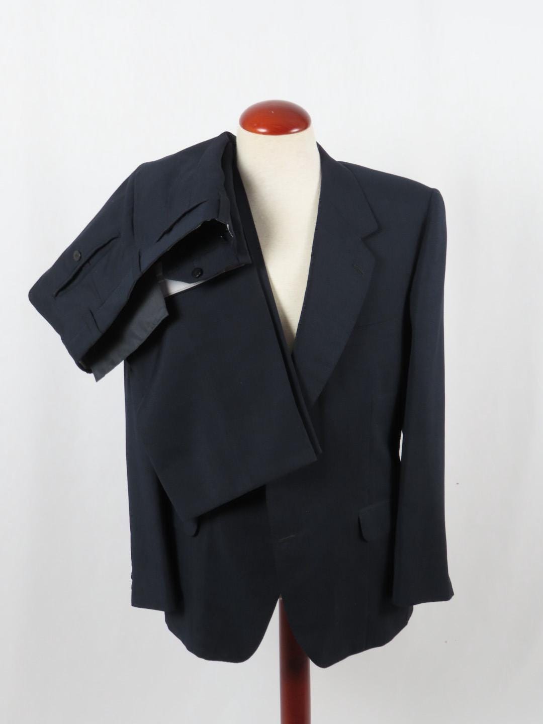 Tailor's Wardrobe Limited Edition: Full Bespoke Mohair Suit Dark Blue ...
