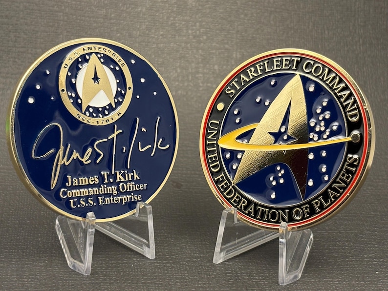 Gold Version Star Trek Captain James T Kirk Commander USS Enterprise ...