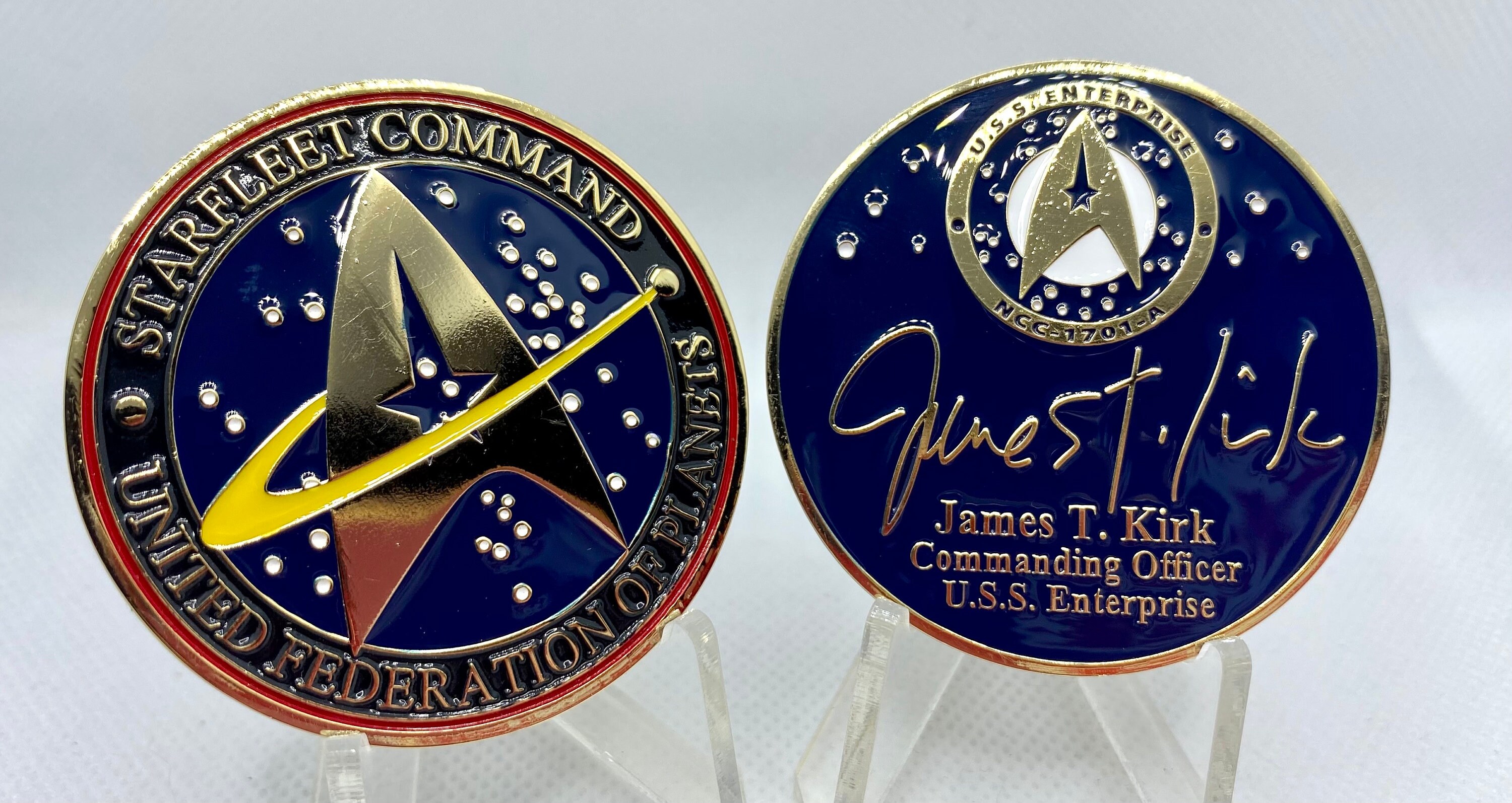 Pièce de 5 cm n 01 version dorée capitaine James T Kirk - Etsy France