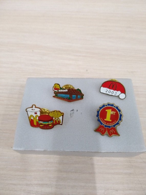 Pin Badge Set 4pcs Mcdonalds 1st Class Service Menu New - Etsy Singapore