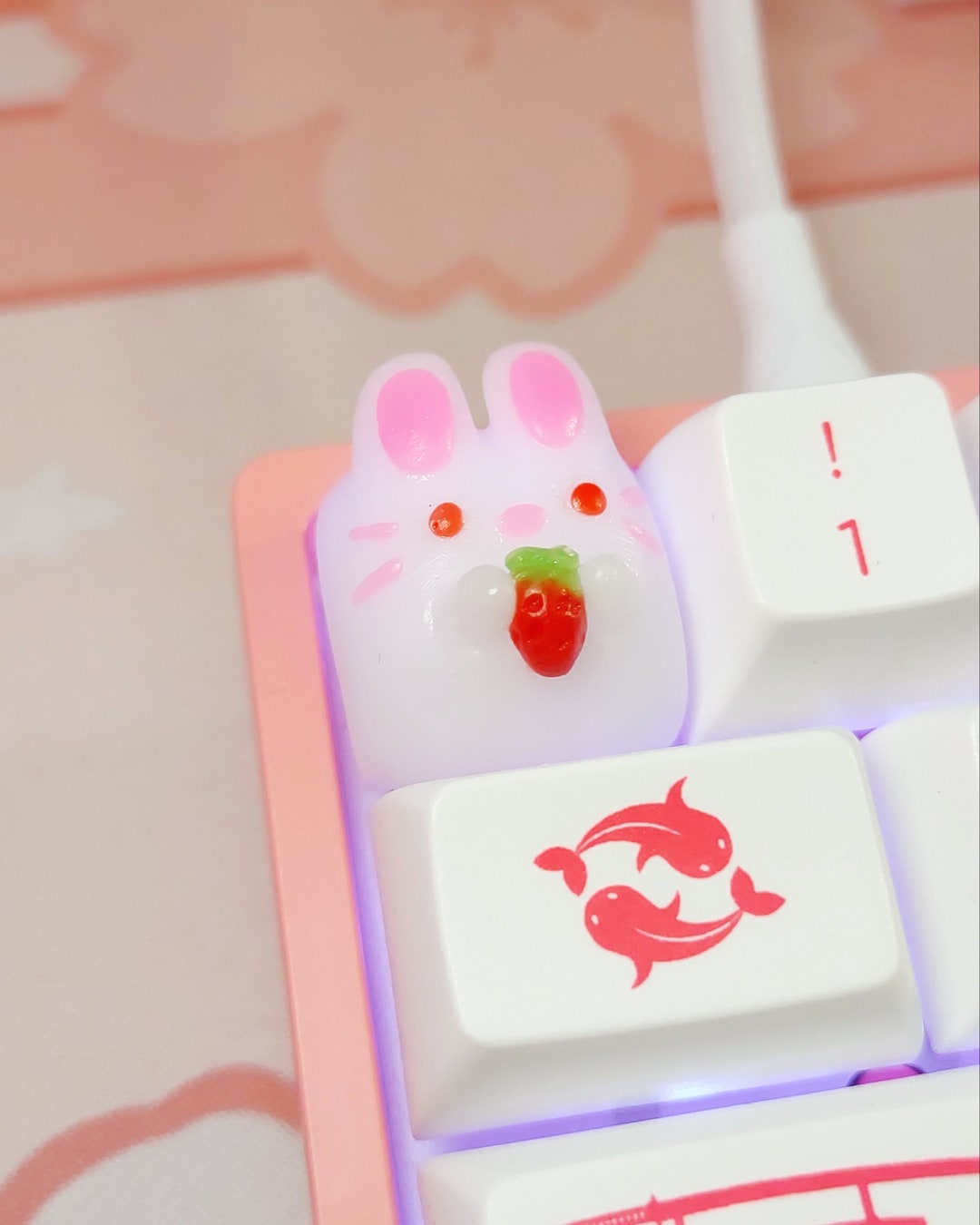 Cute Strawberry Bunny Artisan Keycap, Kawaii Resin ESC Key for ...