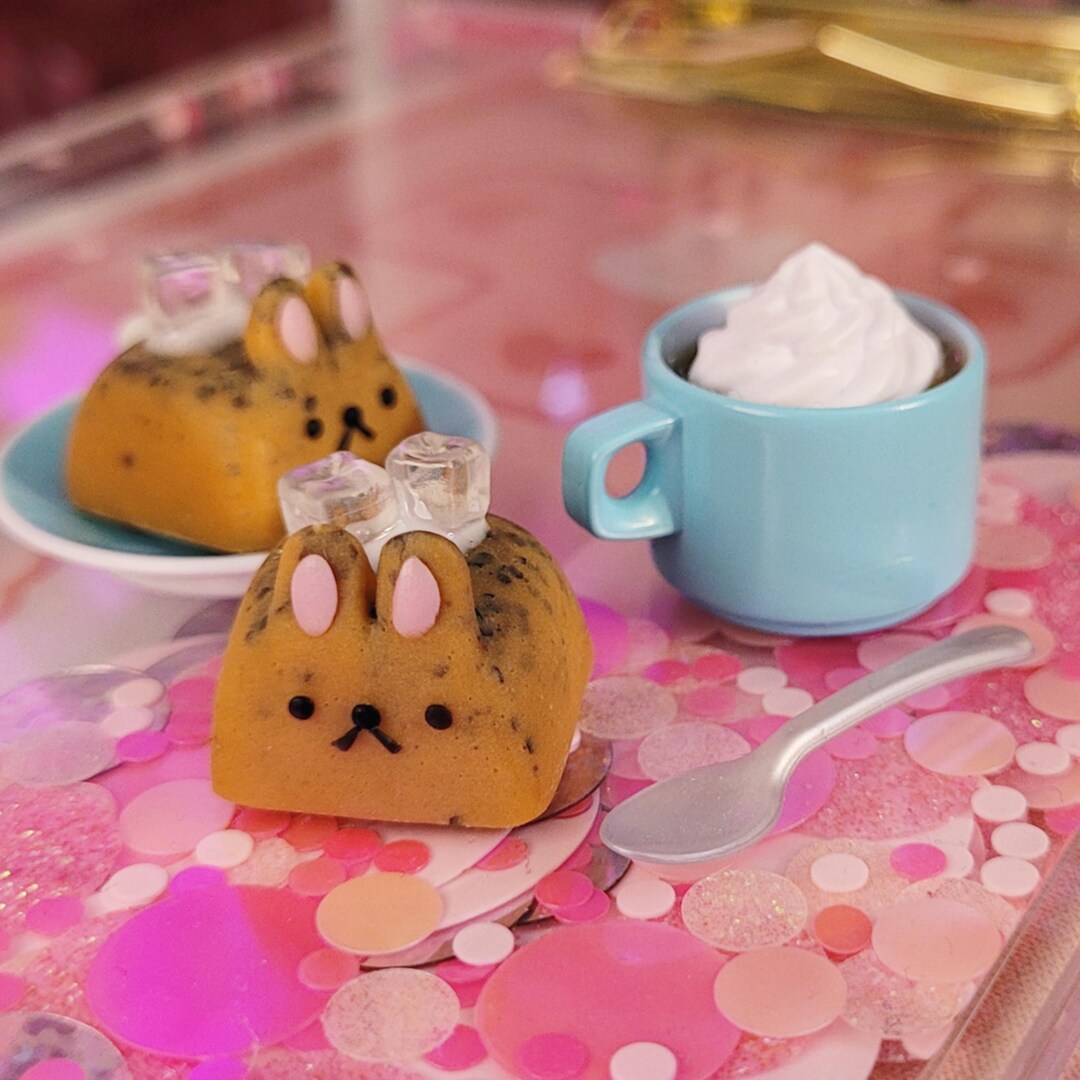 Thai Iced Tea Artisan Resin Kawaii Bunny Keycap, Cute Handmade ESC Key ...