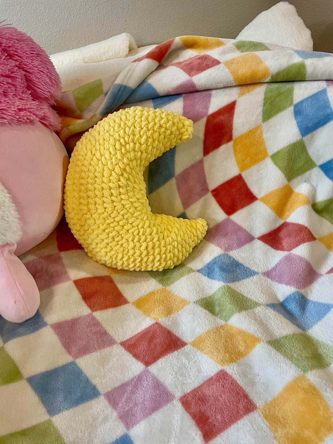 Crescent Moon Pillow -- Amigurumi Crochet - Etsy