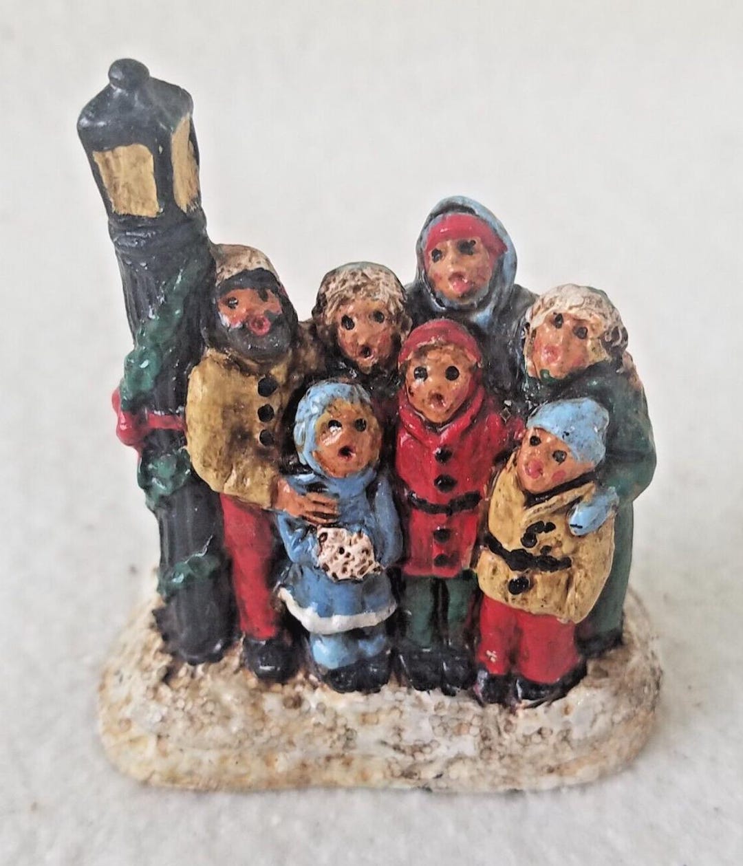 Christmas Village Carolers Lamp Post Figurine Holiday Décor Unmarked ...