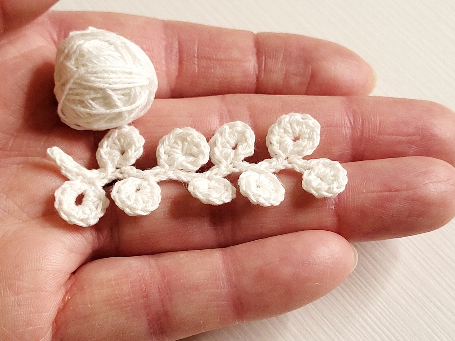Crochet Branch Pattern: Leaf Vine Motif (PDF Pattern) - Etsy