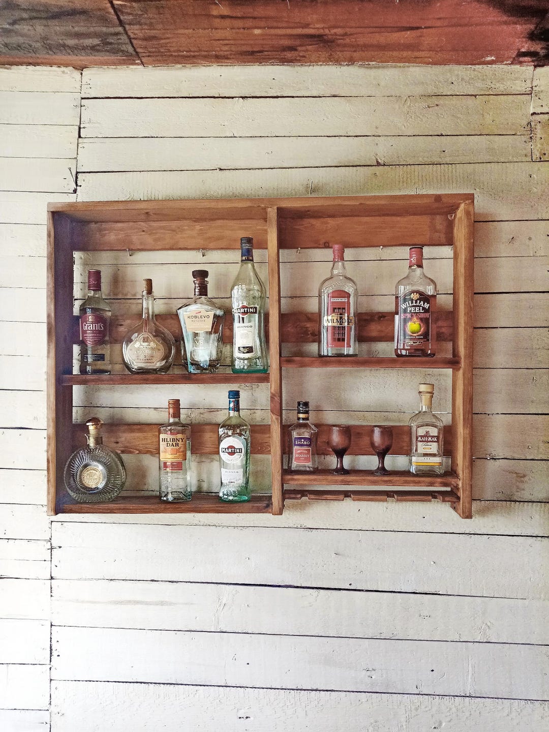 Wall Mounted Handcrafted Wooden Bar: Patio Garden Liquor Cabinet ...