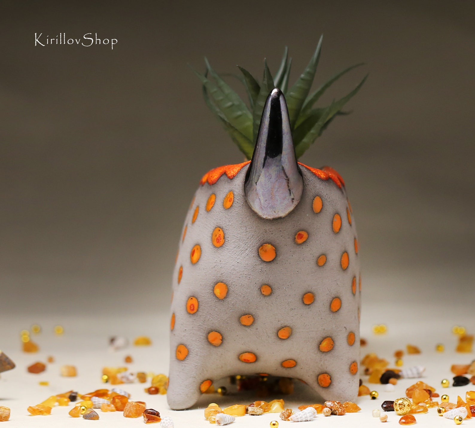 Ceramic Planter for Short Flowers or Small Plants in the Shape - Etsy