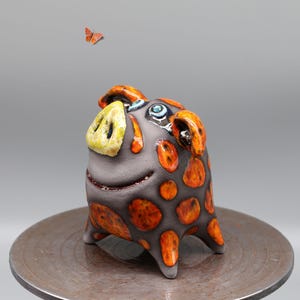 Handmade Ceramic Pig Figurine: Rustic Farmhouse Pottery Decor - MADE TO ...