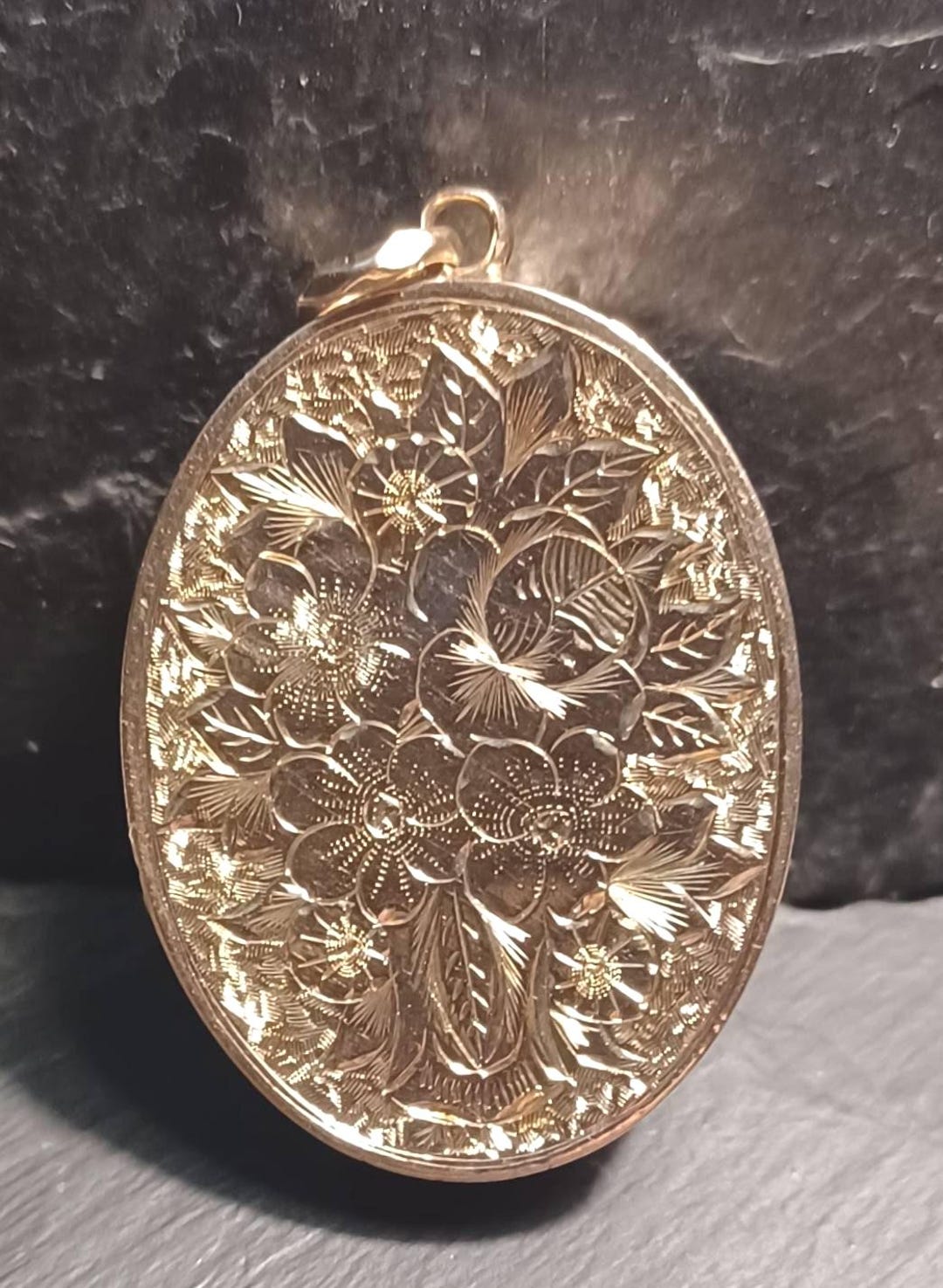 Antique Early Victorian Highly Decorated Locket, Bouquet of Flowers, 9 ...