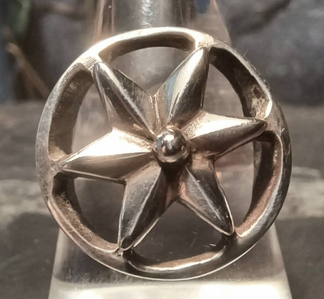 Vintage Star in Wheel Silver 925 Ring. Rare Design. UK Ring Size O 1/2 ...