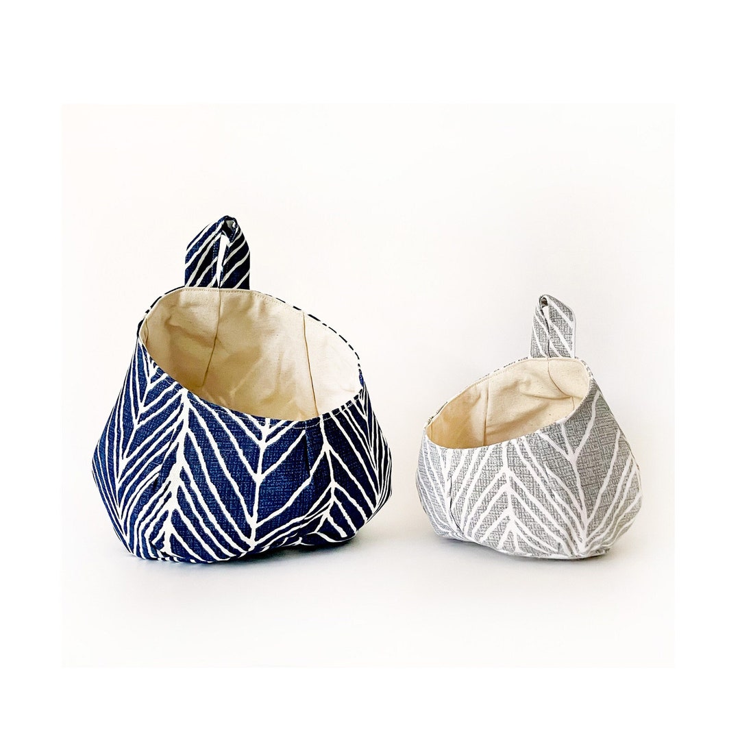 Bubble Pod Hanging Fabric Basket Canvas Storage & Organizer Bin ...