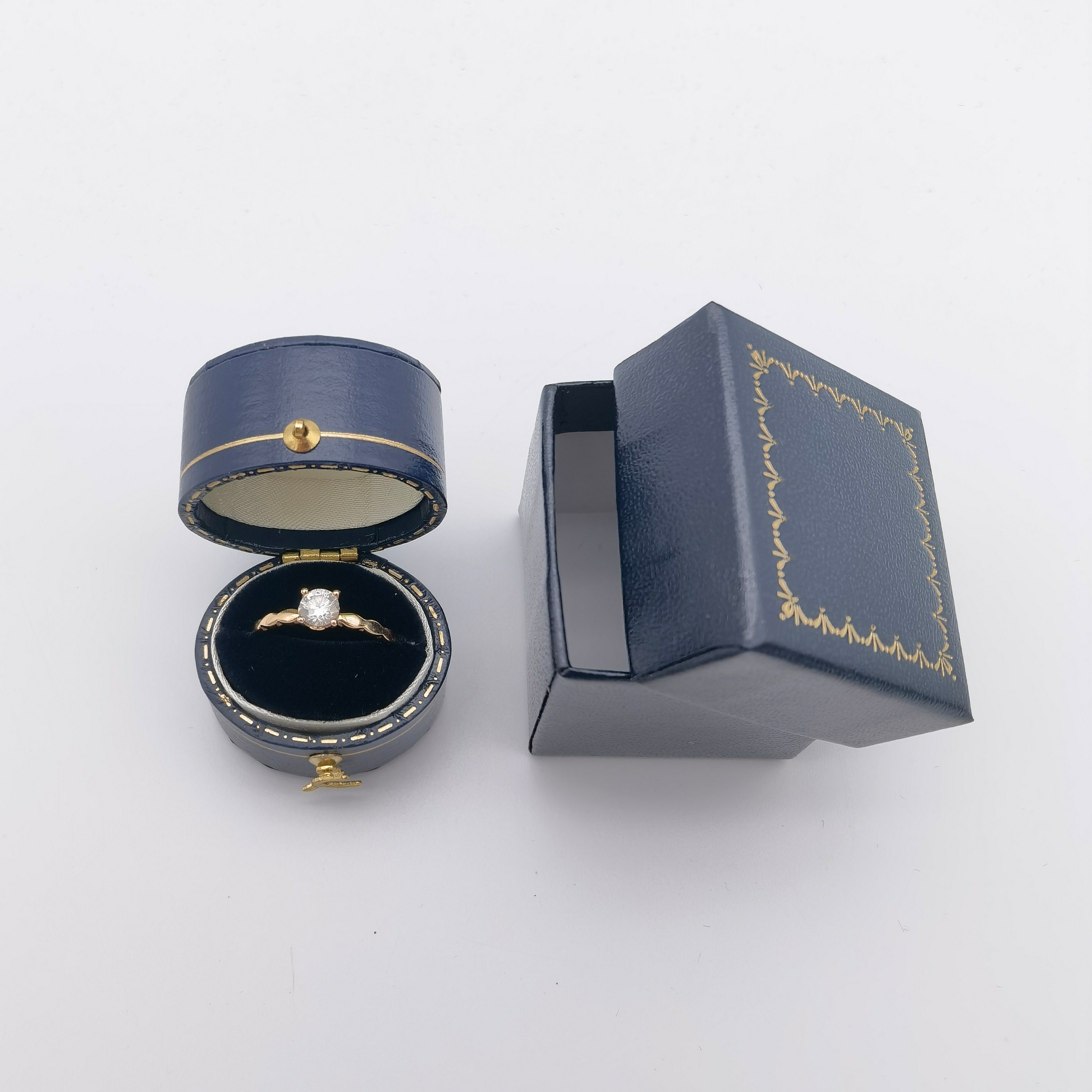 Vintage Style Oval Royal Blue Ring Box Handmade, Engagement & Wedding ...