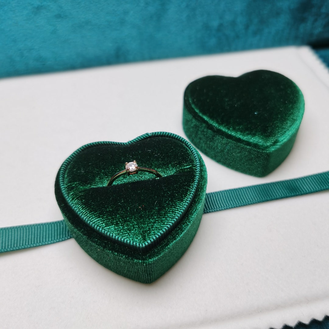 Green Velvet Ring Single Slot Ring Box for Wedding Ceremony, Wedding ...