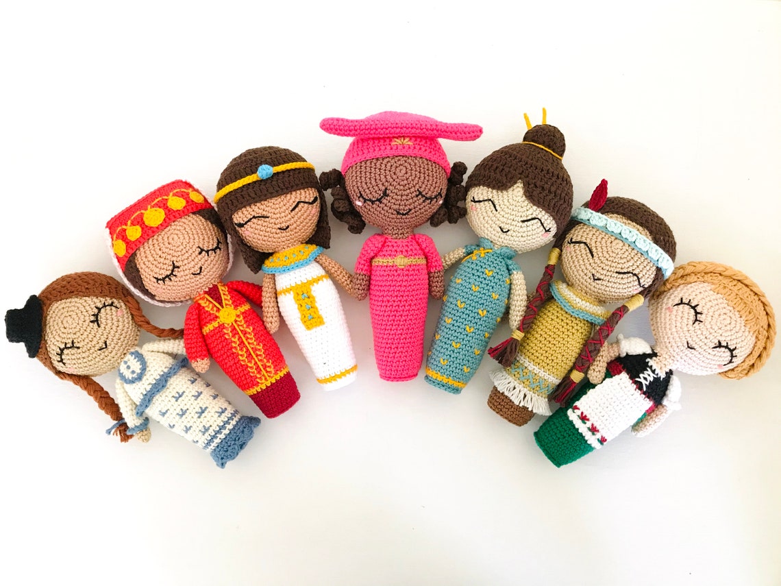 Sinta the Indonesian Doll CROCHET PATTERN From the World - Etsy