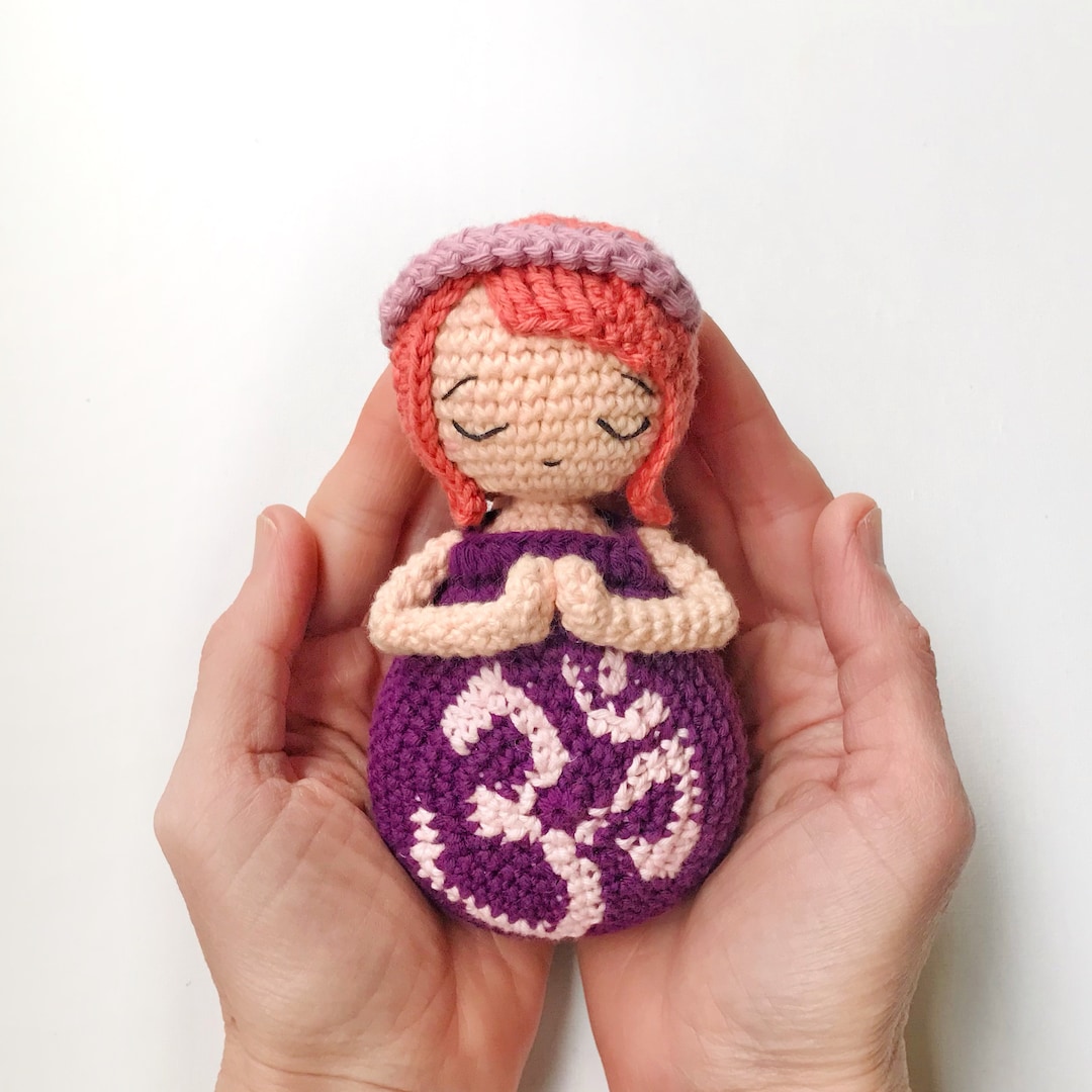 Om Symbol Am[i]ulet - CROCHET PATTERN by Oche Pots - Amigurumi Amulet ...
