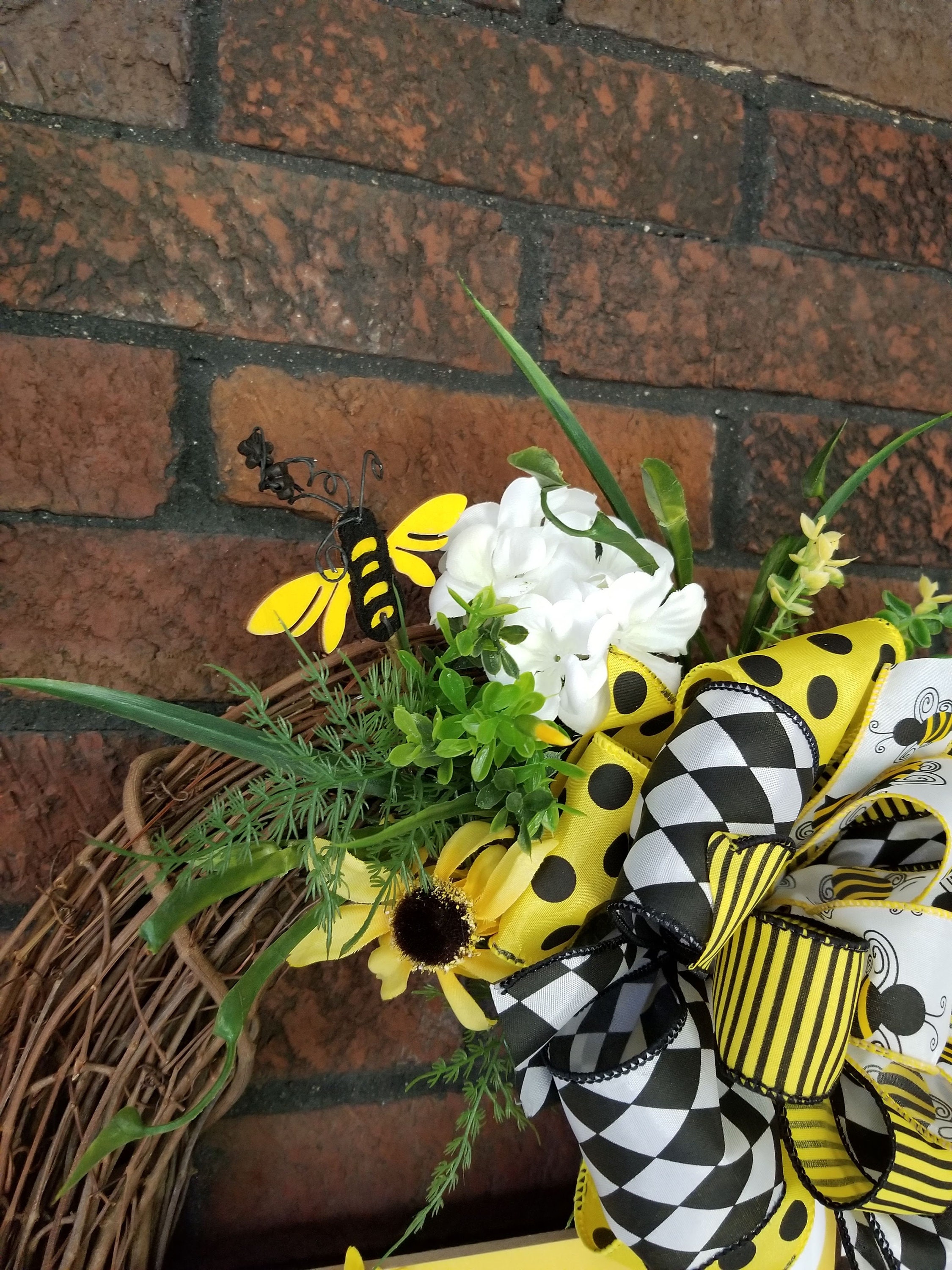 Bee Wreath Bee Decor Bee Wreath for Front Door Bumble Bee - Etsy