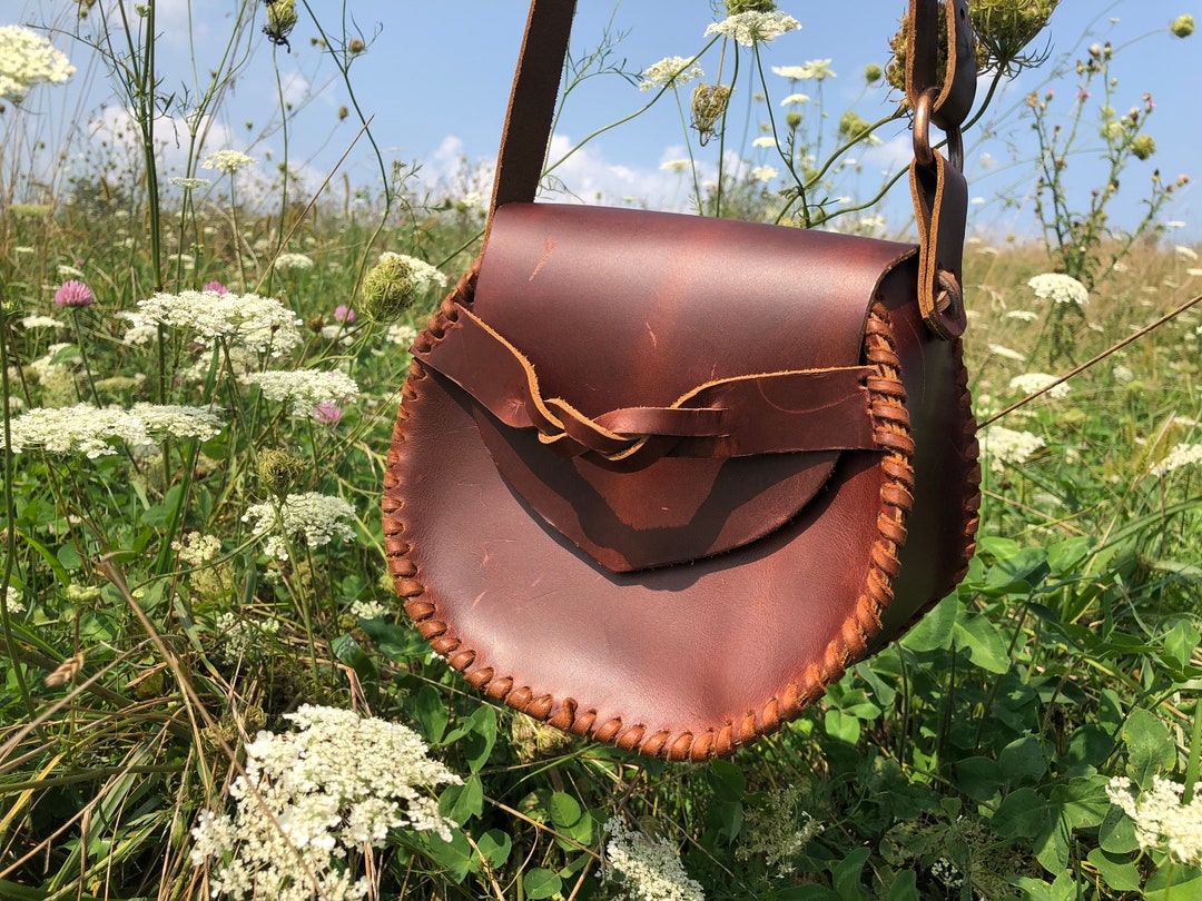 Handmade Leather Purse: Traditional Everyday Bag With Adjustable Straps ...