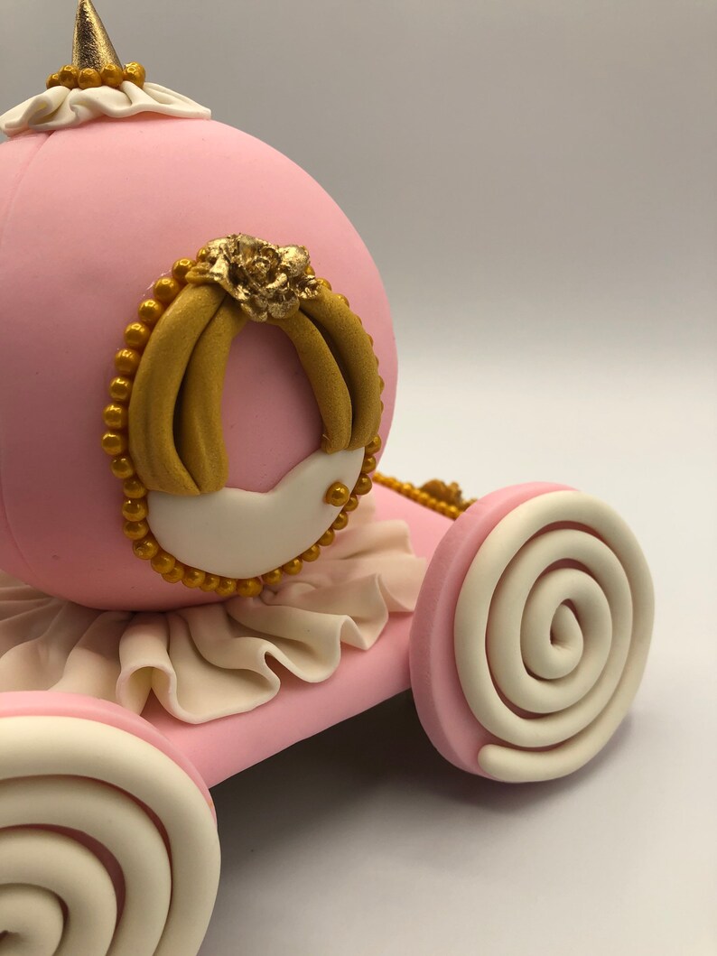 Fondant Princess Carriage Cake Topper – Pink and Gold Party Decoration ...