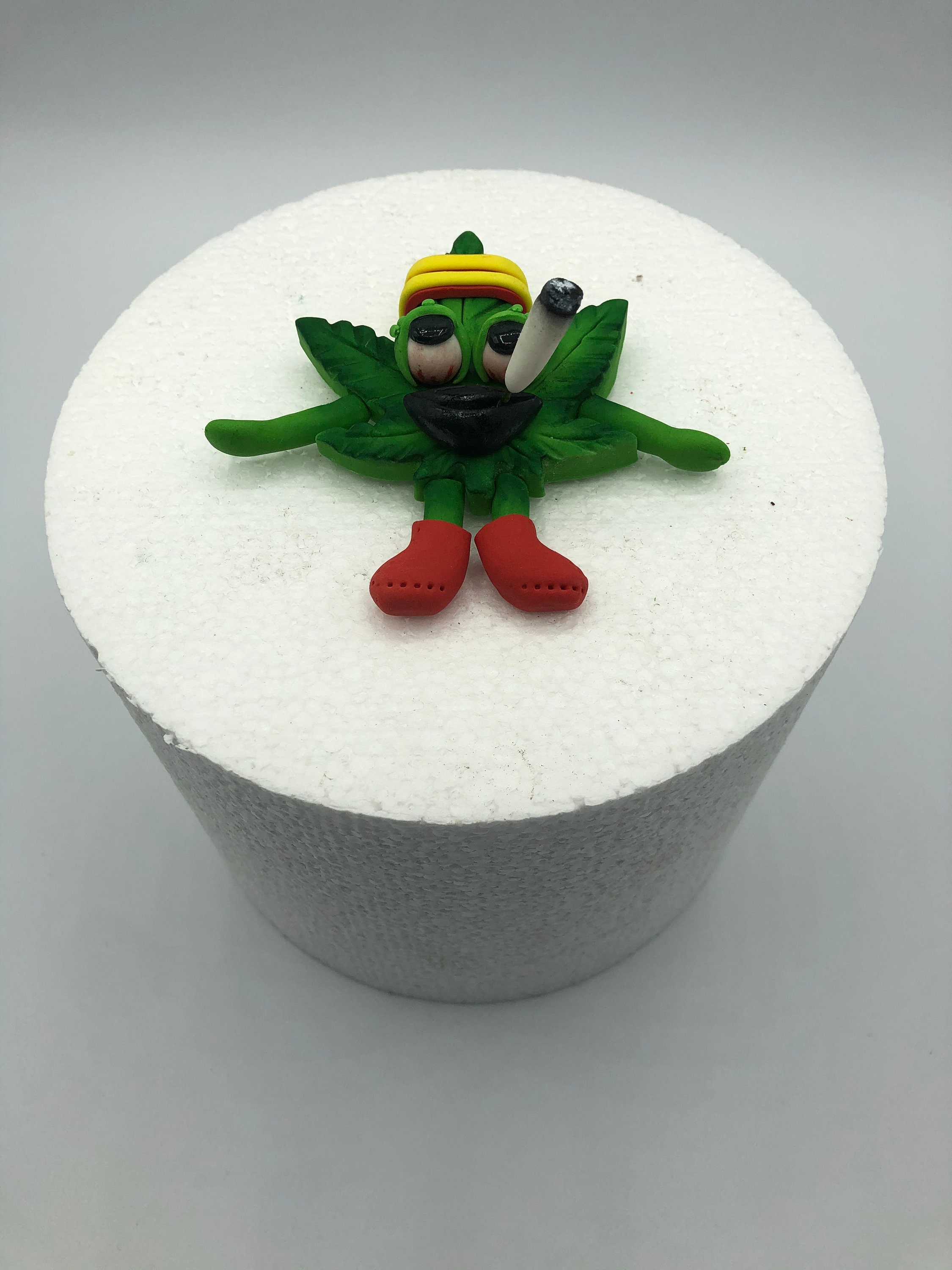 Weed cake decoration cannabis fondant cake decoration | Etsy