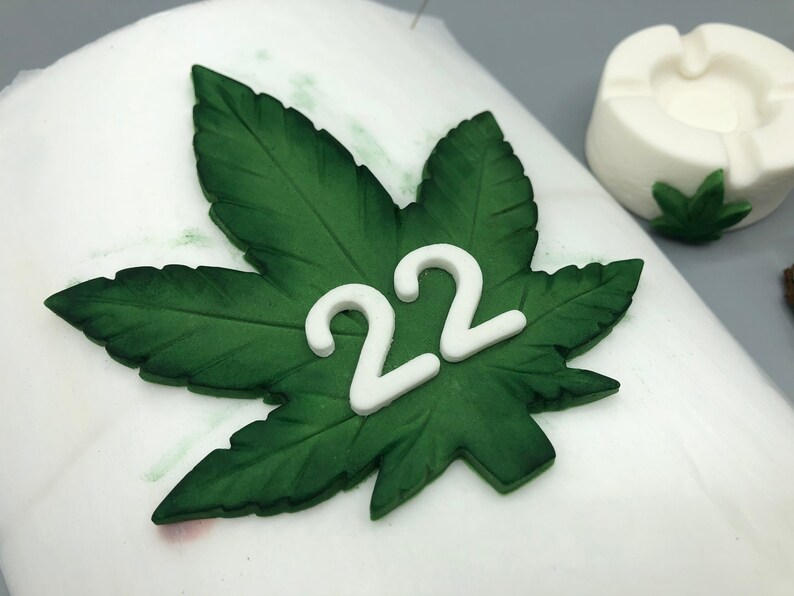 Weed Cake Decoration Cannabis Fondant Cake Decoration | Etsy