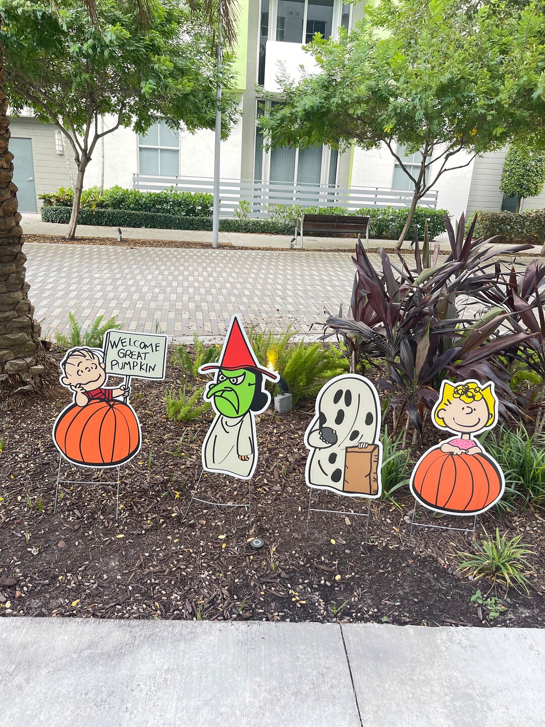 Welcome Great Pumpkin Yard Sign / Linus and Sally Brown / Peanuts Yard ...