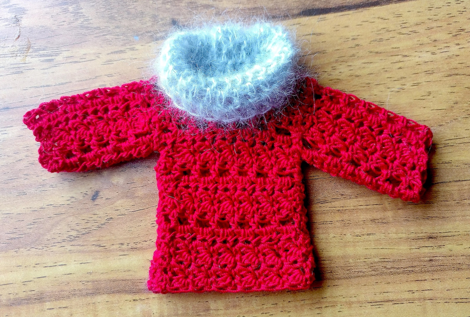 Crochet Pattern: Miniature Sweaters 2 scarf and hat | Etsy