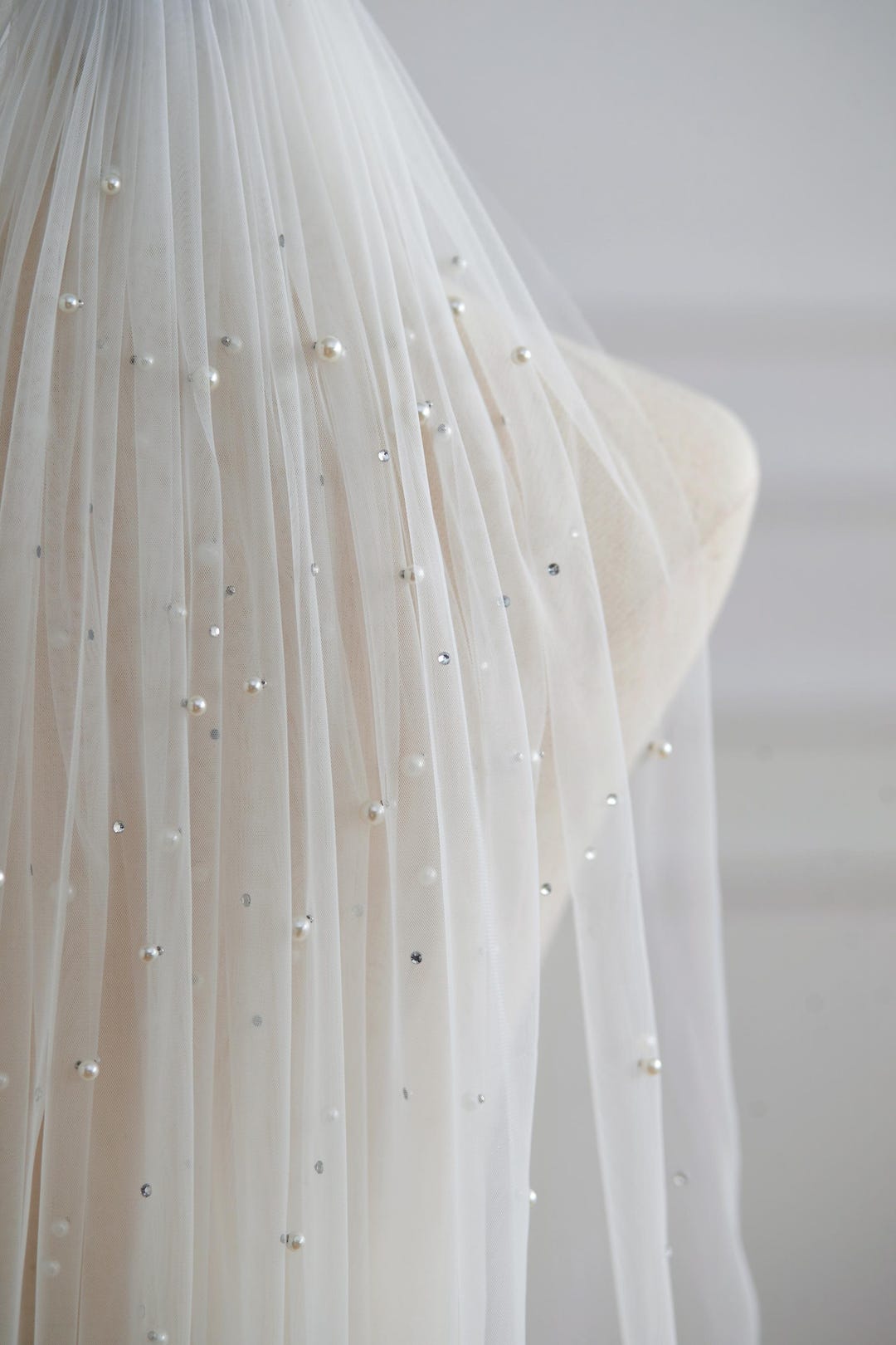 Handcrafted Pearl Bridal Veil: Rhinestone Detail, Soft Tulle - Etsy