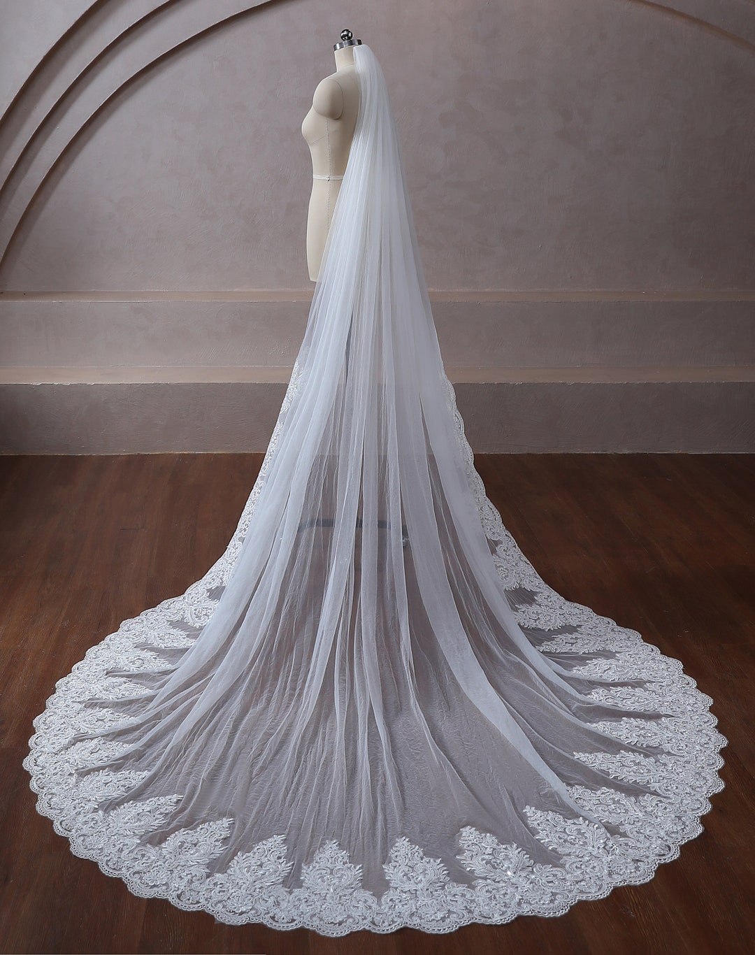 Lace Applique Wedding Veil: Long Cathedral Bridal Veil - Etsy