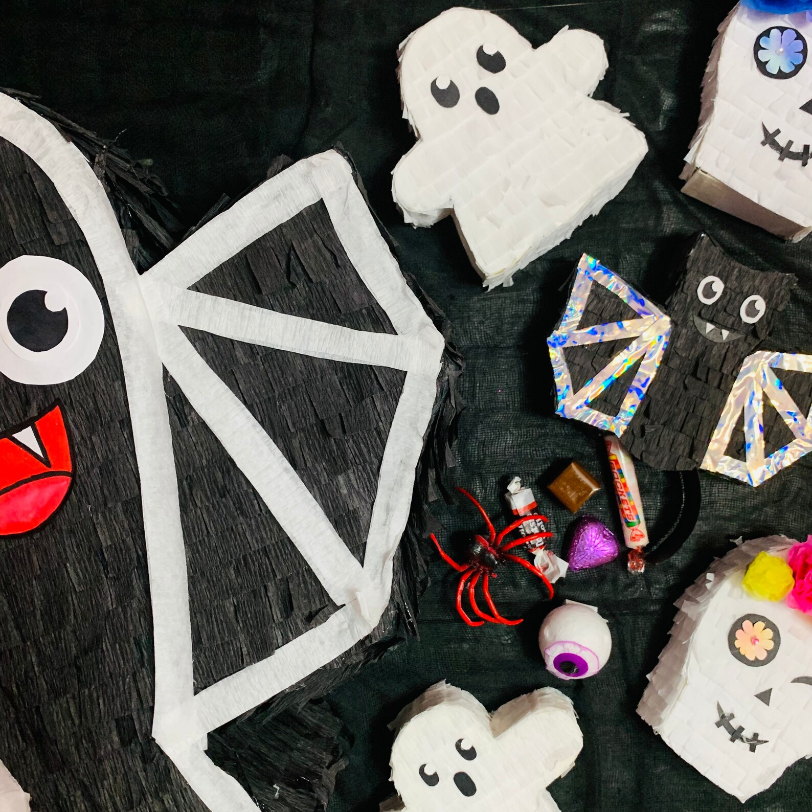 Halloween Mini Bat Pinata, Bat Pinata, Mini Pinatas, Halloween ...