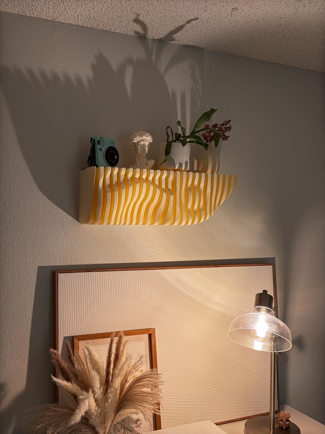 Modern Wavy Floating Shelf – 3D Printed Home Decor, Neutral Tones - Etsy