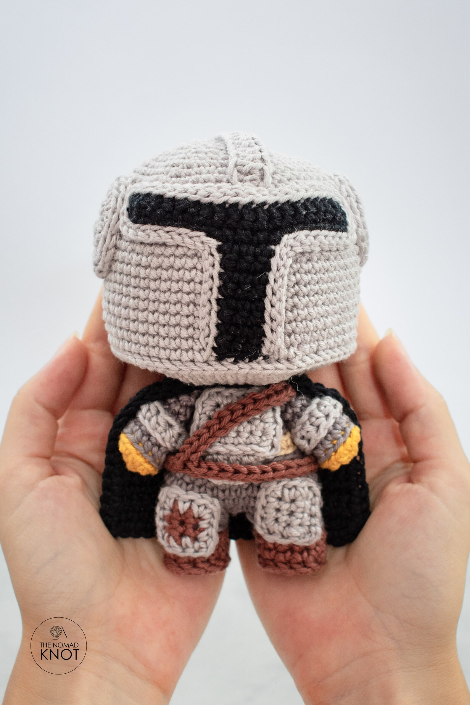 Mandalorian Bounty Hunter Crochet Pattern | Star Wars Amigurumi Toy ...