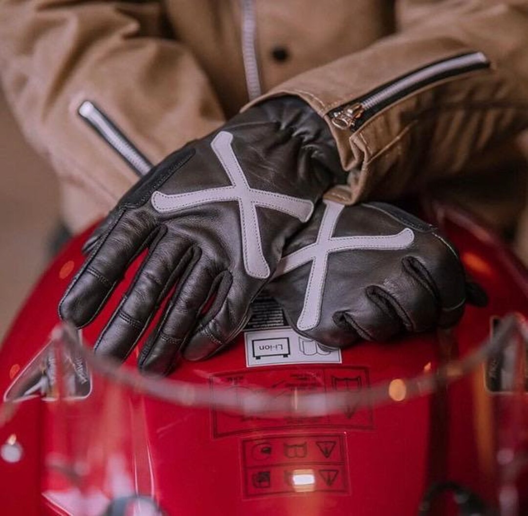Classic Crossbones Moto Gloves, Leather Fashion Outwear Gloves for ...